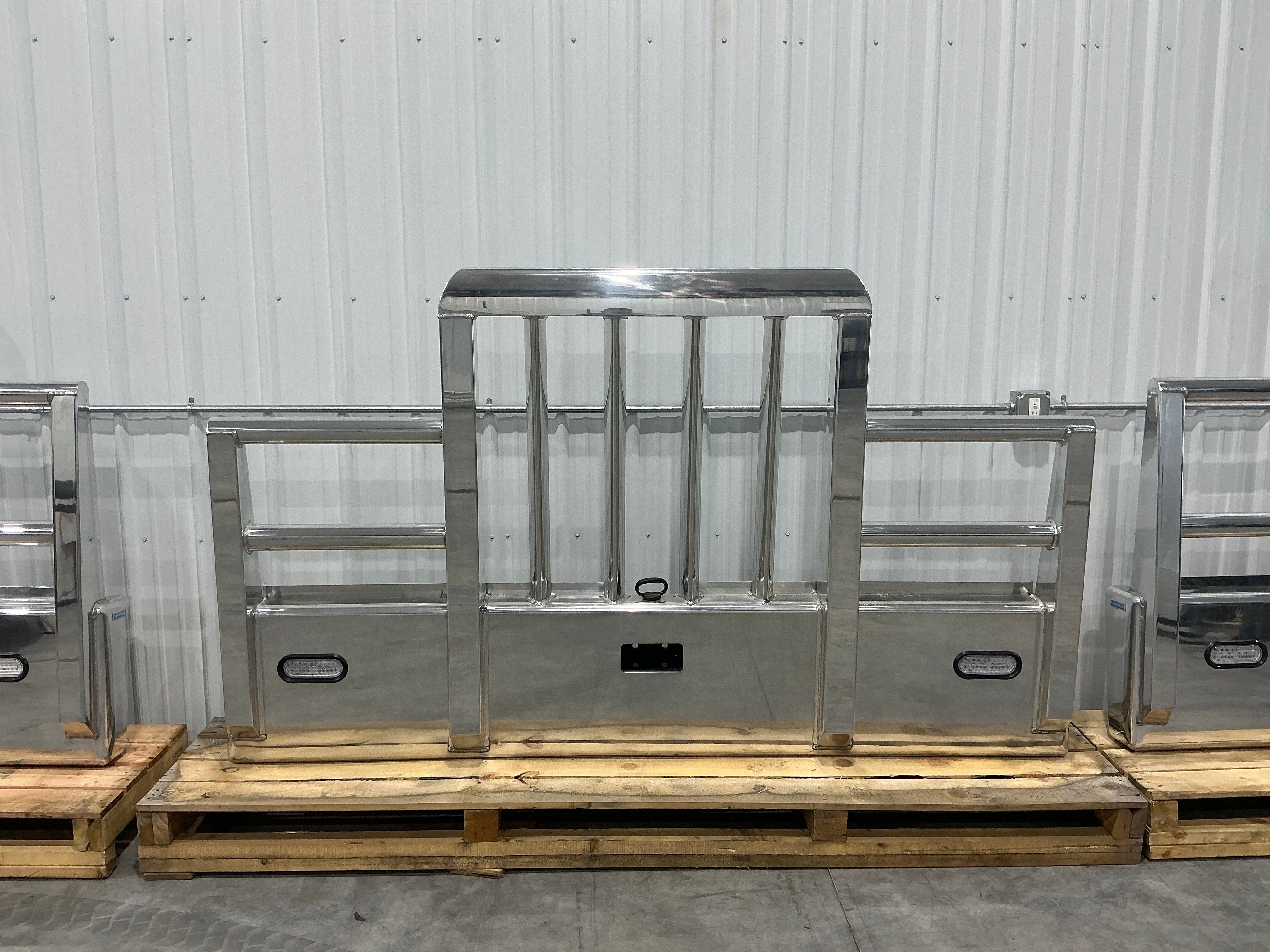 Magnum Bumper for Peterbilt 379 – Railsback Chrome Shop
